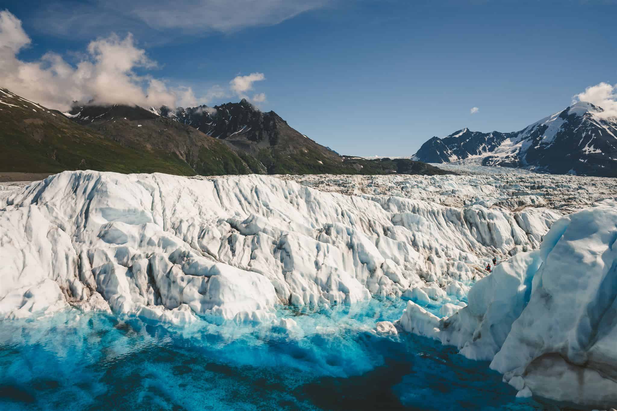 Exploring Knik Glacier: Alaska's Hidden Gem